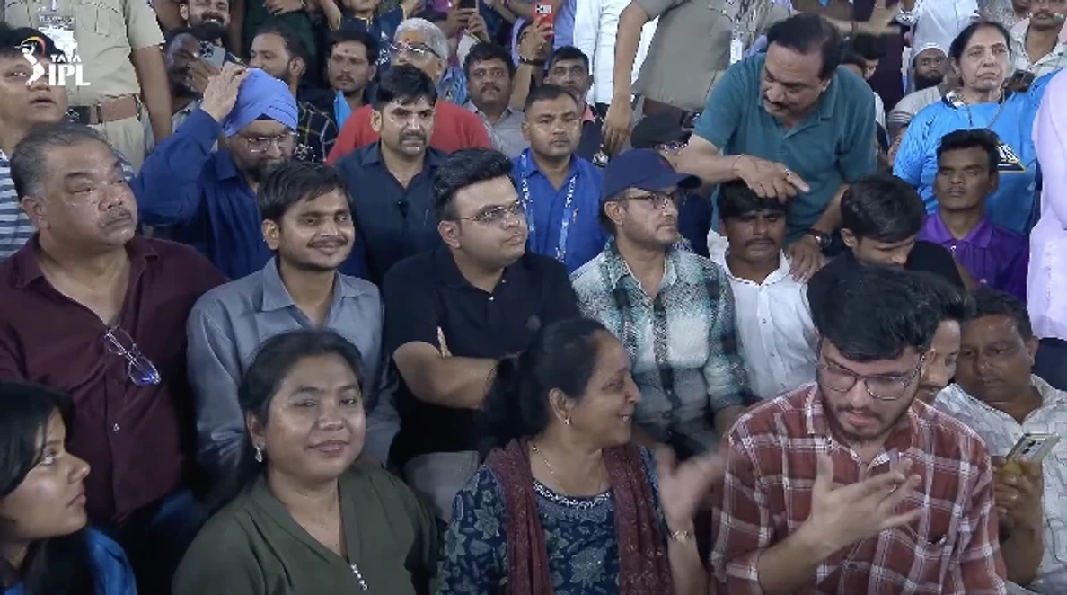 'Ending VIP Culture?' Fans React as Jay Shah, Ganguly Sit Among Crowd ...