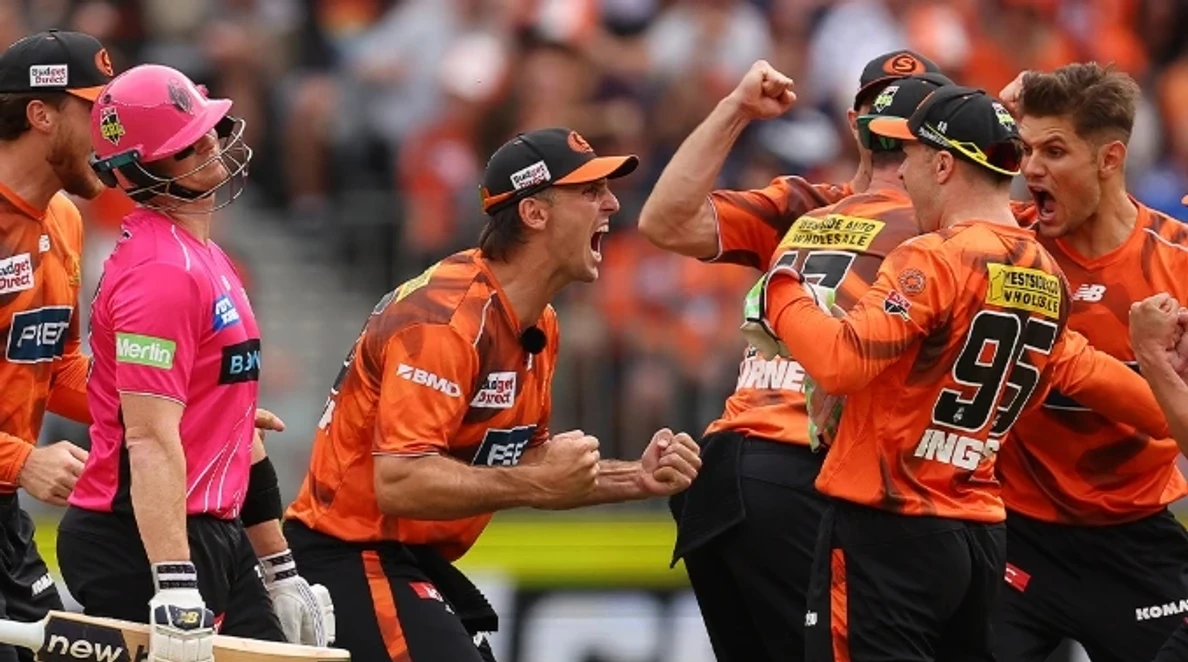 Watch: Steve Smith’s Wicket Sparks Huge Perth Scorchers Celebration in ...