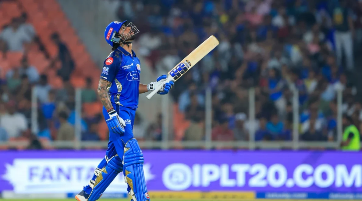 Watch: 6,4,4,6,6! Tilak Varma Hammers IPL 2026's Fastest Bowler for 26 ...